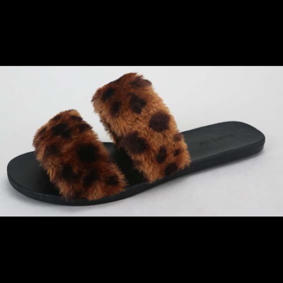 BAMBOO | Shoes | Fuzzy Leopard Slides Animal Print Slippers New | Poshmark